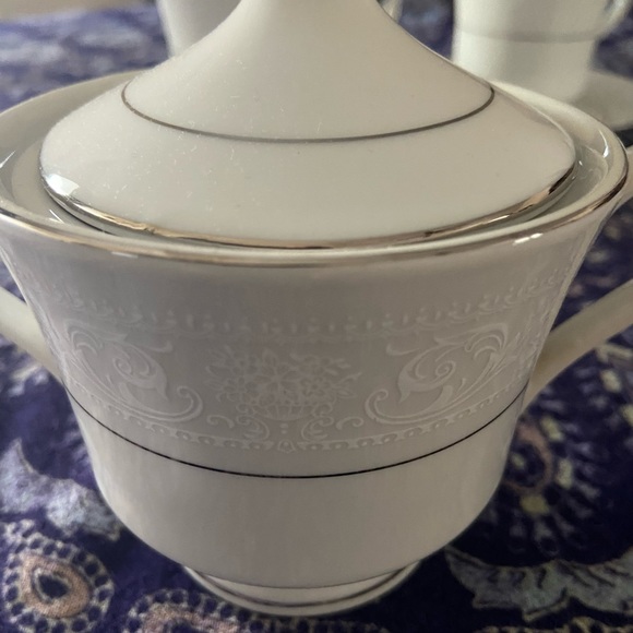 Salem China Company | Other | Salem China Co Translucent Fine China ...